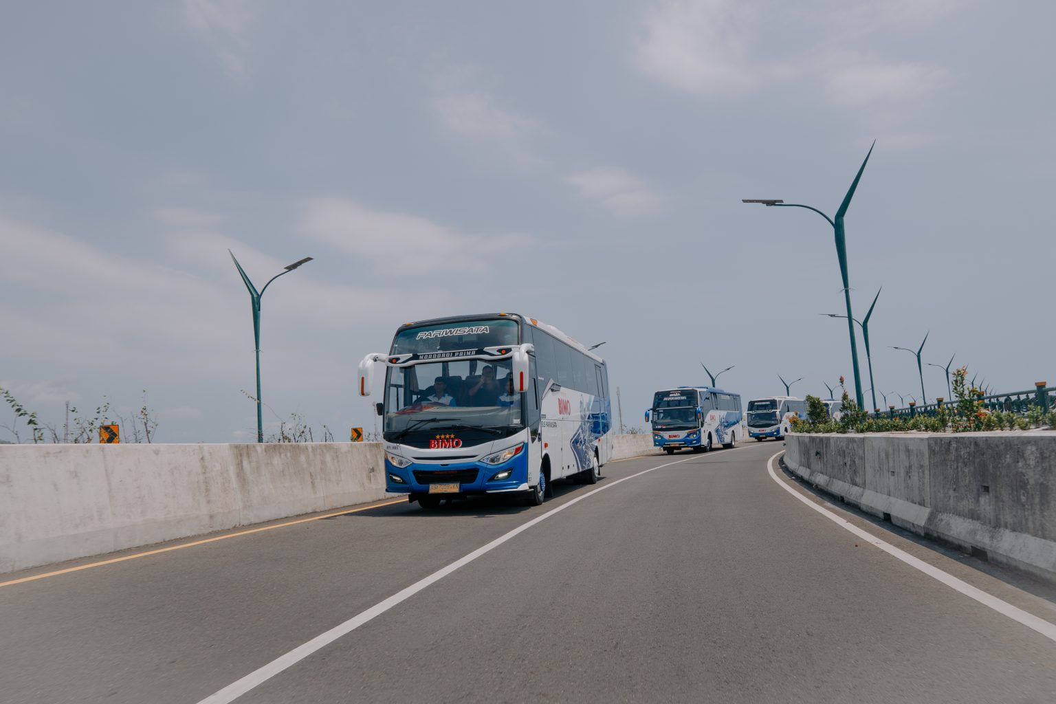 Bimo Transport – Bus Pariwisata Bimo Transport